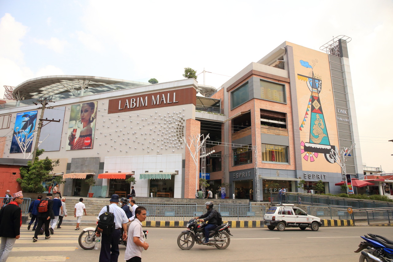 パタンの新しいショッピングモール「LABIM MALL」にてコーヒーブレイク！ | lade